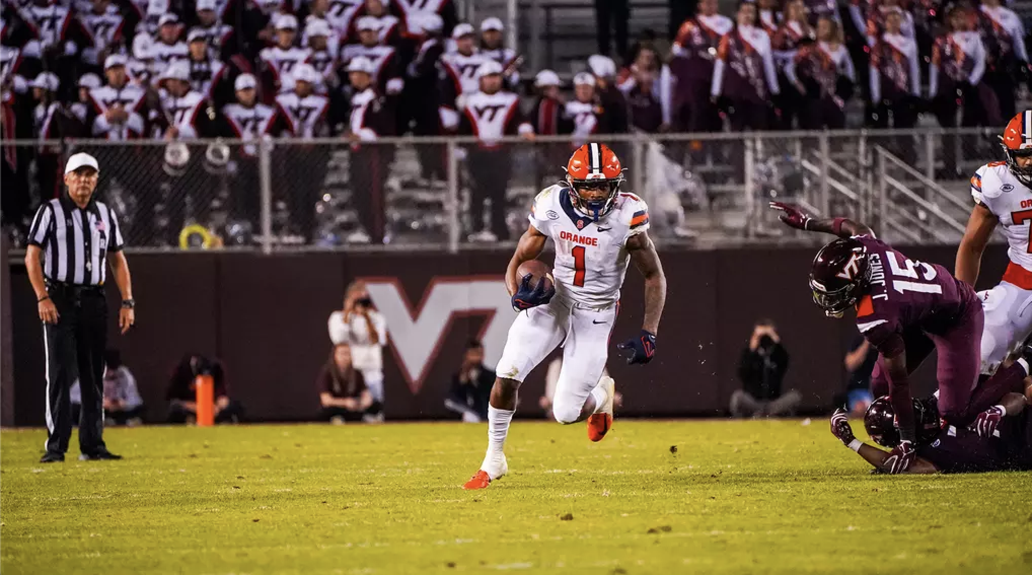 Gametime For Big SU Football Matchup Pushed Back - Orange Fizz