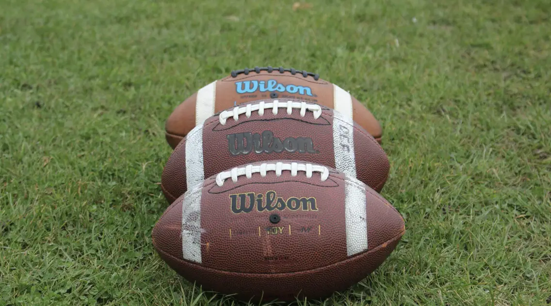 NCAAF vs NFL: what are the differences? - Orange Fizz