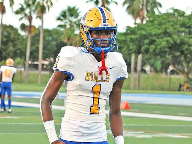 Syracuse Commit Calvin Russell III Drops to a Four Star in Rivals ...